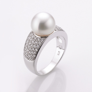 Raw Pearls | Raw Pearls